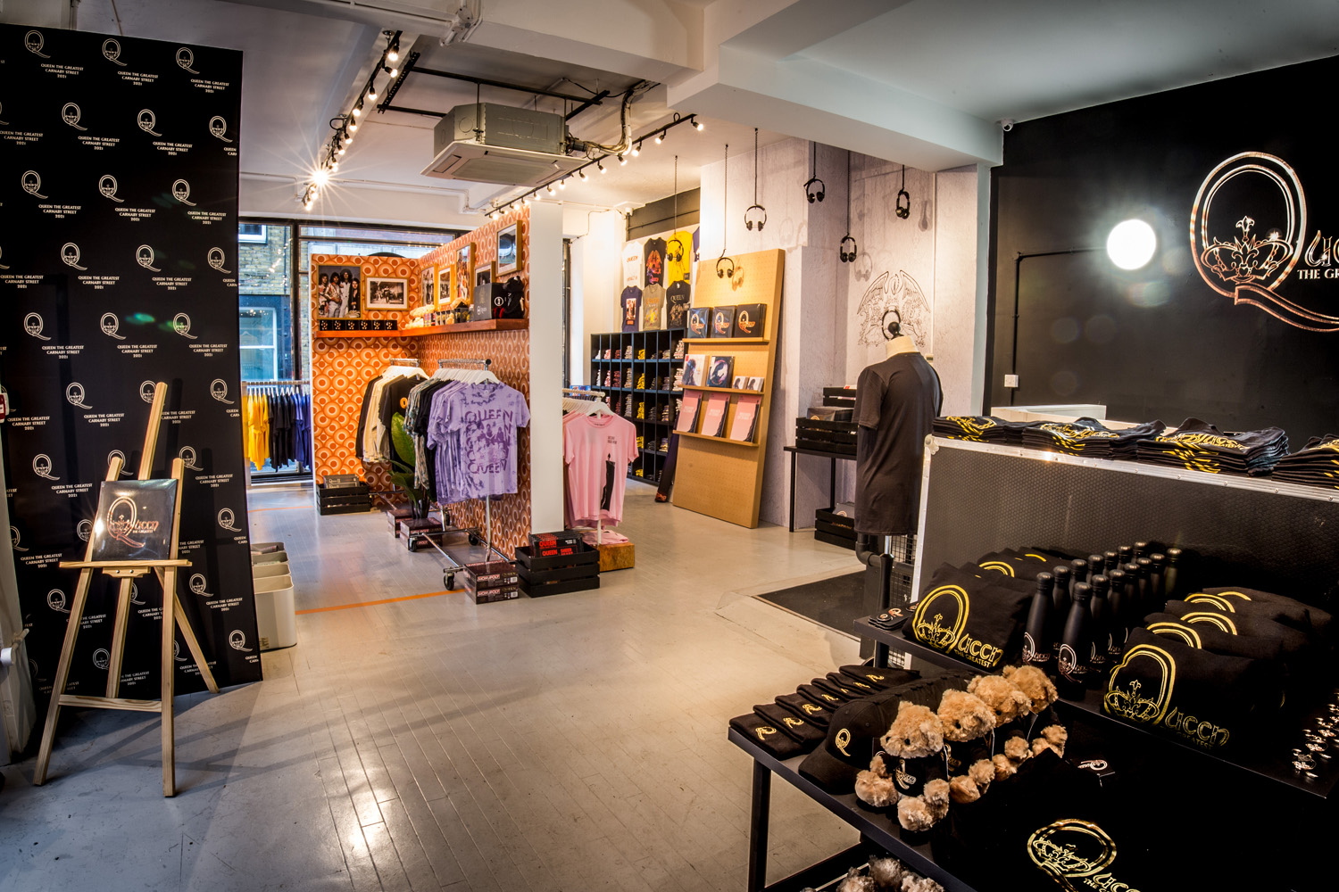 Immersive Queen store opens on Carnaby Street - Retail Focus Magazine ...