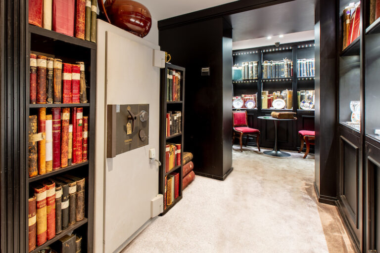 Burlington Arcade Launches Thomas Goode & Co Boutique - Retail Focus ...