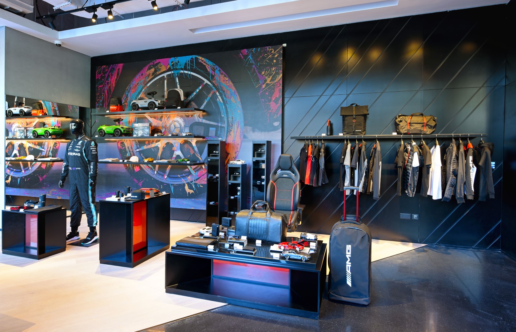 Mercedes-AMG opens first standalone store at Dubai - Retail Focus ...