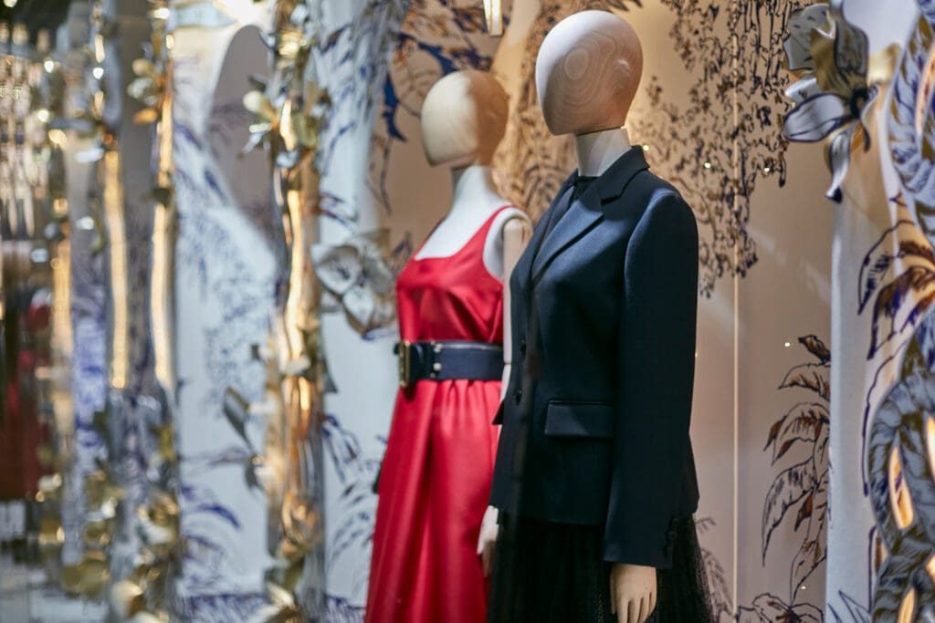 Dior Christmas installation illuminates Bond Street - Retail Focus ...