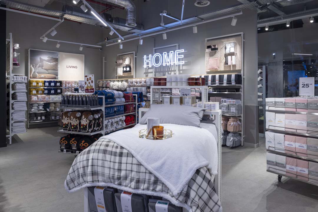 Primark has opened its first store in Romania - Retail Focus Magazine ...