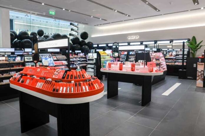 Sephora UK Opens Its First Physical Store in Westfield White City ...