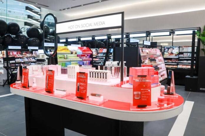 Sephora UK Opens Its First Physical Store in Westfield White City ...