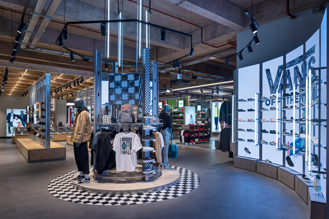Frasers Group Launch New Sports Direct Flagship Store in Manchester ...