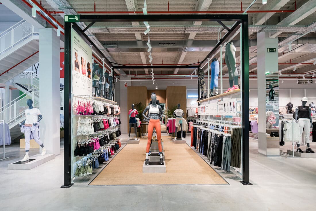 Sprinter launches its most ambitious project, a megastore where ...