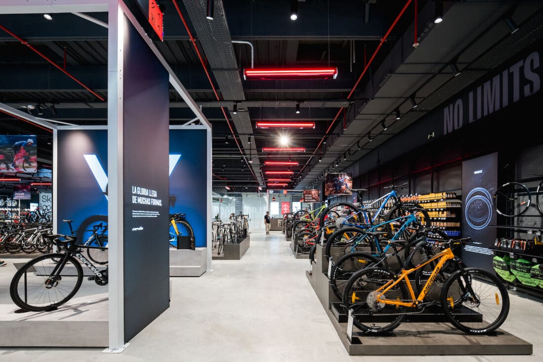 Sprinter launches its most ambitious project, a megastore where ...