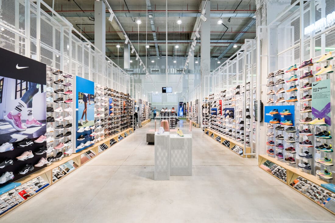 Sprinter launches its most ambitious project, a megastore where ...