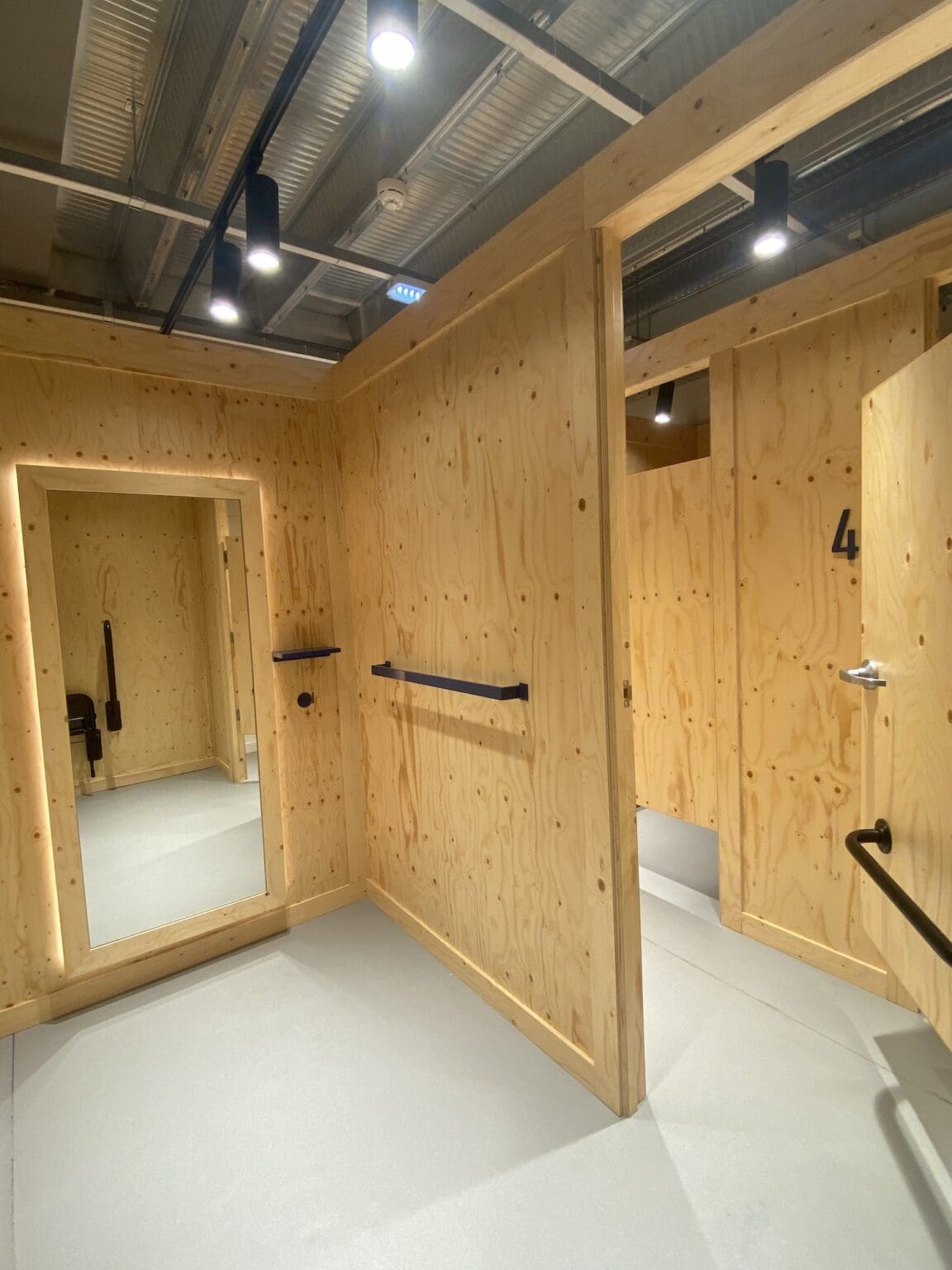 Hollister Co. Announces New London Soho Store - Retail Focus Magazine ...