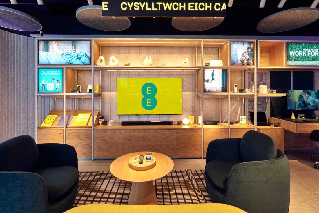 EE launches first-of-its-kind Experience store in Cardiff, inviting ...