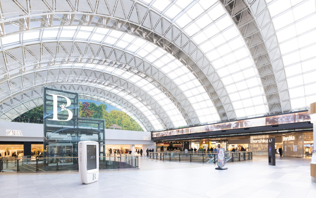 Ready, Steady, Build! The LEGO Group officially opens new LEGO Store ...