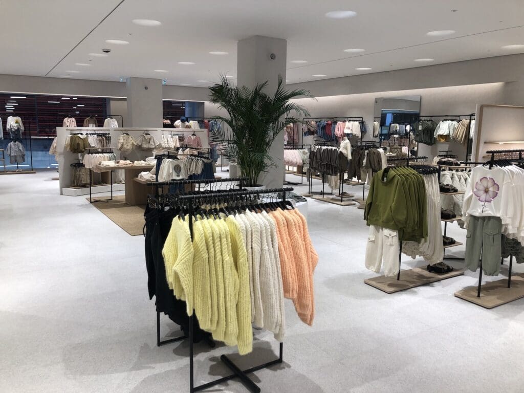 New ZARA Store at atria Watford Opens Doors - Retail Focus Magazine ...