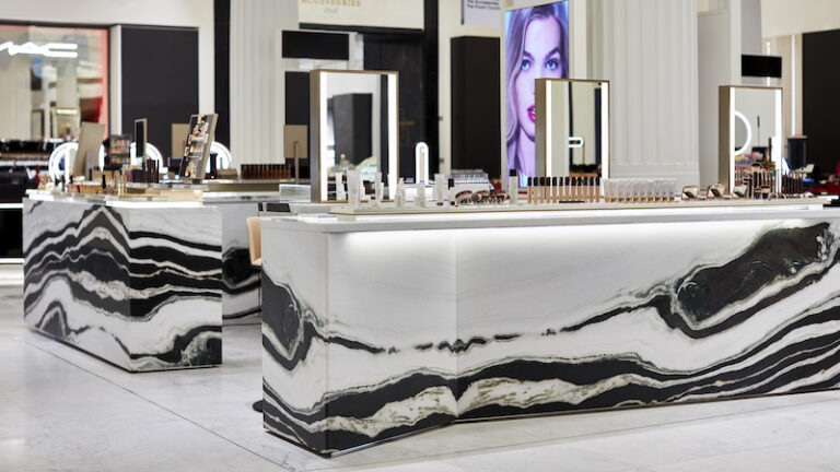 Hourglass Cosmetics opens world-exclusive beauty experience in ...
