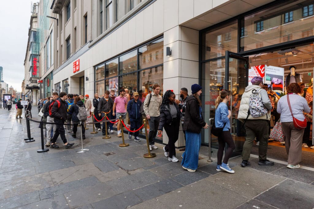 UNIQLO opens first Glasgow store to queues of shoppers - Retail Focus ...