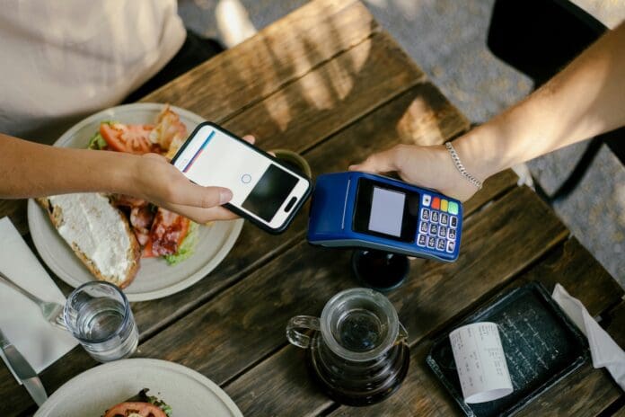 New Paynt Data Highlights How Payment Methods Are Reshaping Tipping ...